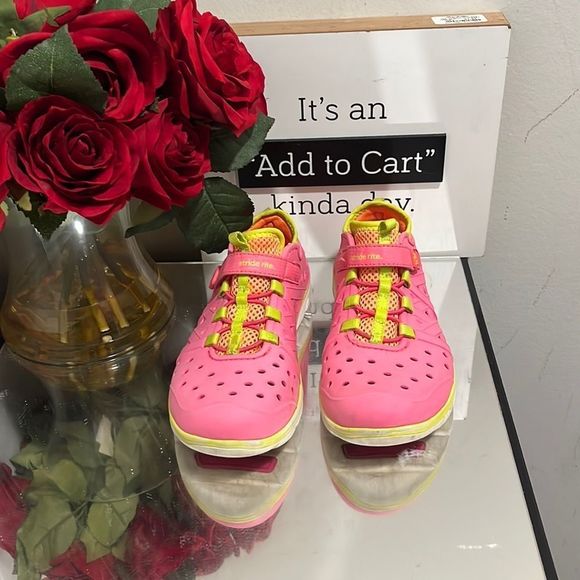 Stride Rite | Shoes | Toddler Girl Striderite Made 2 Play Sandals ...